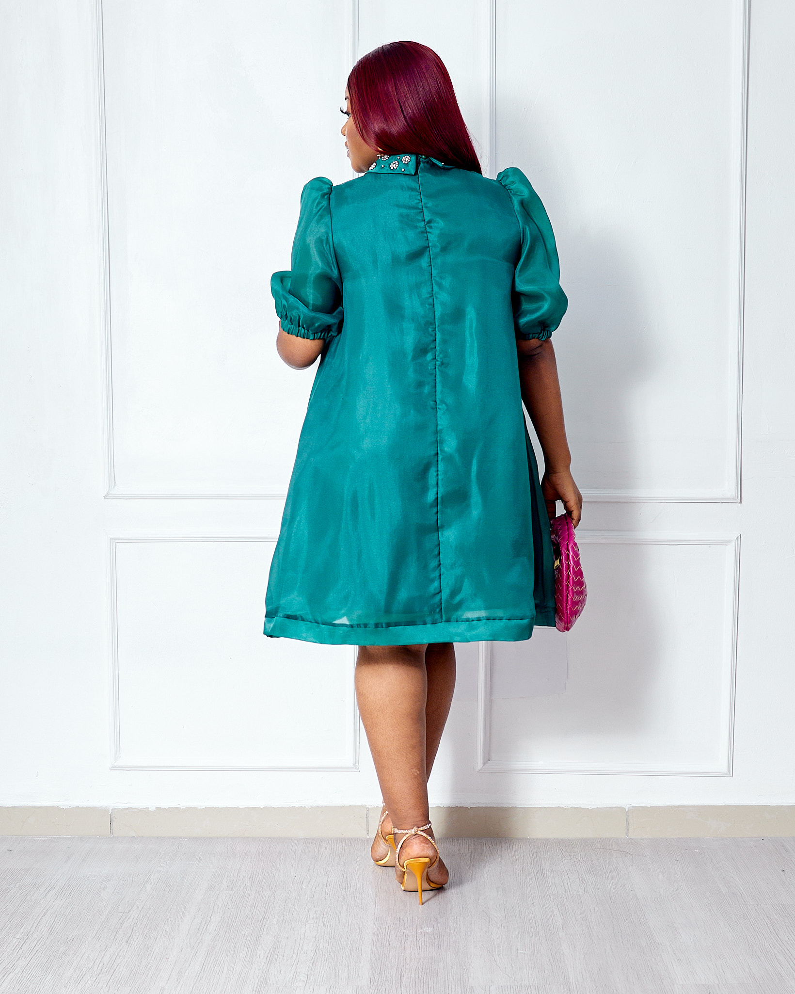 TAS GREEN EMBELLISHED PETERAN TAPHETTA BOX TUNIC - Posh Apparels